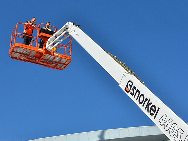 Snorkel 460SJ telescopic boom lift unveiled