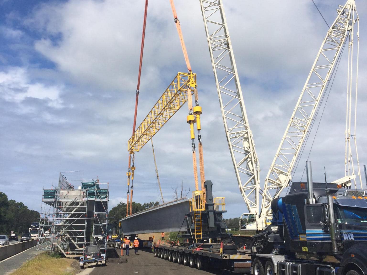 Case study: Enerpac SyncHoist on QLD bridge project